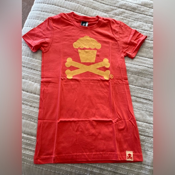 Johnny Cupcakes | Tops | Johnny Cupcakes Orangecoral Crossbones | Poshmark